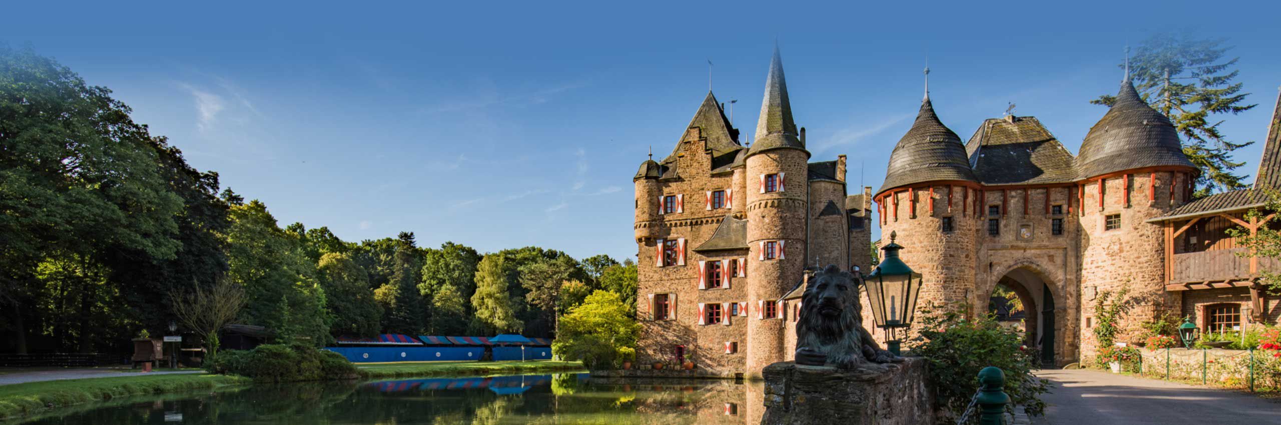 Satzvey Castle: A Glimpse into the Heart of German Medieval Heritage ...